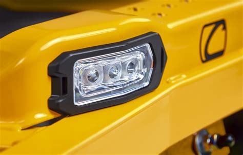 Rider A Sekačka Cub Cadet Z Turn Xz5 L127 Zahradní A Zemědělská