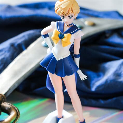 Pretty Guardian Sailor Moon Eternal Super Sailor Uranus Figure