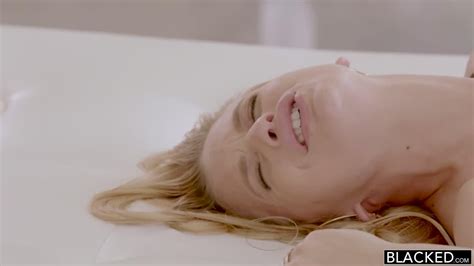 Sloan Harper Scene Sloan Harper Dont Worry Were Only Friends 18