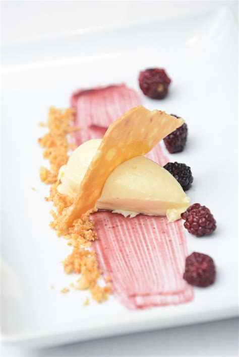 Deconstructed Cheesecake Food Presentation