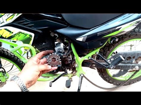 COMO CAMBIAR el PIÑON o SPROCKET de una MOTO DM YouTube