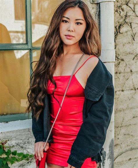 Women Are Sexier In Red Rrealasians
