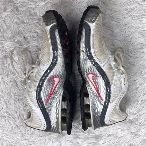 Nike Shoes Nike Reax Run 5 Womens Size 8 White Pink Silver Gray