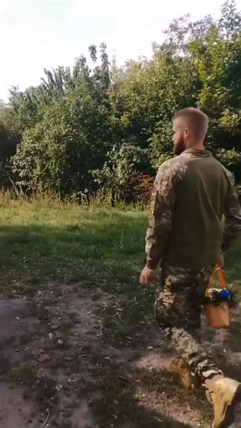 Mace On Twitter Rt Visegrad24 Ukrainian Grandmother Nearly Faints