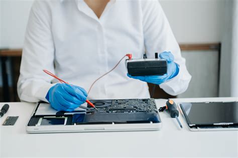 전자 기술자 전자 공학 전자 수리 전자 측정 및 테스트 수리 및 유지 보수 Conceptsuses 전압 측정기를 사용하여