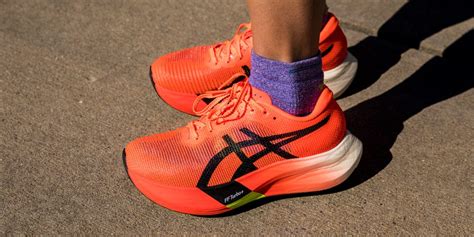 Pros And Cons Of Cushioned Running Shoes
