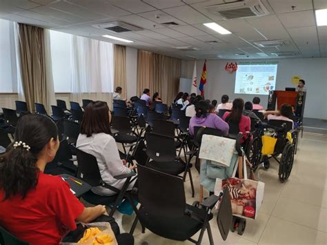 Хөгжлийн бэрхшээлтэй хүүхэд асран хамгаалагчдад зориулсан өдөрлөг зохион байгууллаа