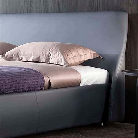 Kyra Bed Casa Lusso Furniture Uae