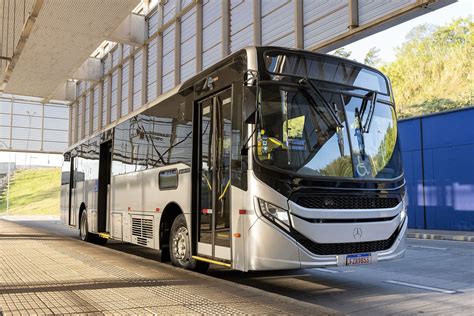Autodata Mercedes Benz Vende 70 ônibus Para O Grupo Jal