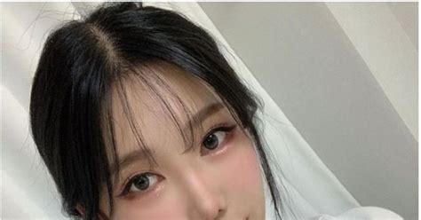 와 이 와꾸 몸매로 집순이라고 함 ㄷㄷ