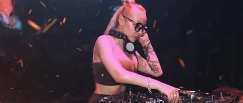 2023国潮CLUB丨人间精灵DJ VIKA 07 21 22 性感娇娃躁动来袭 铜仁崋 国潮俱乐部 铜仁CLUB HUA