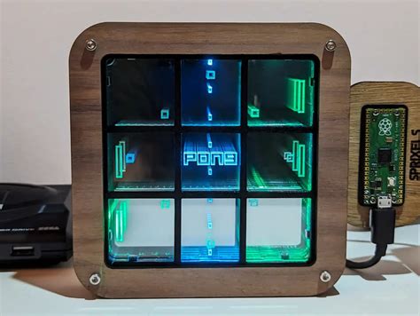 Raspberry Pi Pico Animates LED Retro Art Neon Frames