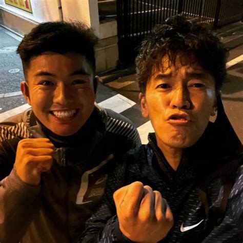 武井壮さんのインスタグラム写真 武井壮instagram「深夜に100m7本いってたら 楽天の津留崎大成投手が合流してきた笑笑 2年目