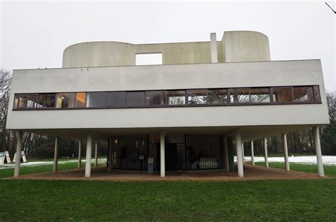 近代建築の五原則を肌で感じる「サヴォア邸villa Savoye」① Daily Scenery