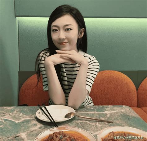 央视又来新面孔，相当清新，她就是王宇彤