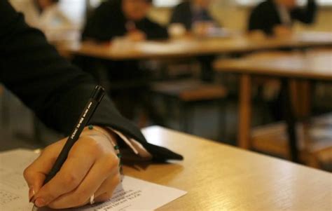 Notat E Provimit Të Gjuhës Shqipe Dhe Letërsisëvetëm 4 Maturantë