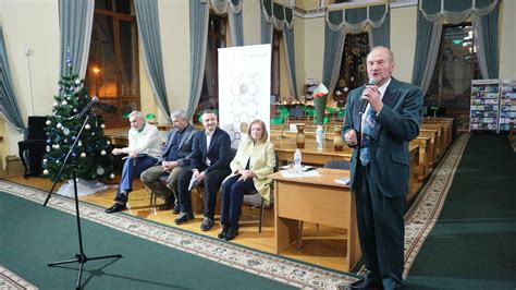 Київський зошит відомий поет пісняр представив у столиці свою нову