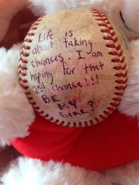 Pin By Marissa Martinez On Baseball Girlfriend Material ⚾ Cute Baseball Players Baseball