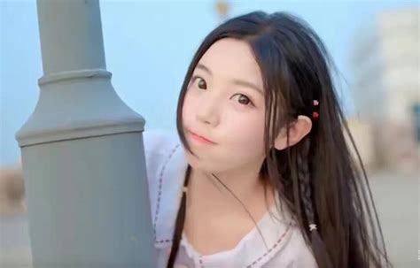 宅男女神欣小萌，這小模樣招人稀罕啊 每日頭條