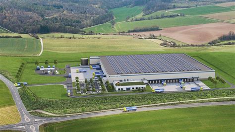 DAF opens new German parts distribution centre for local, French, Swiss ...