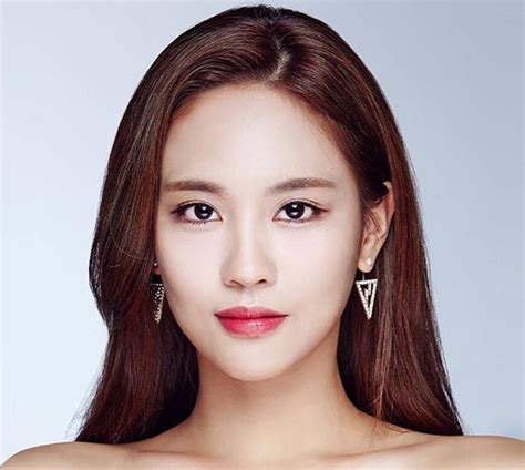 31 Most Beautiful Chinese Women Pictures In The World In 2024 Beautiful Chinese Women