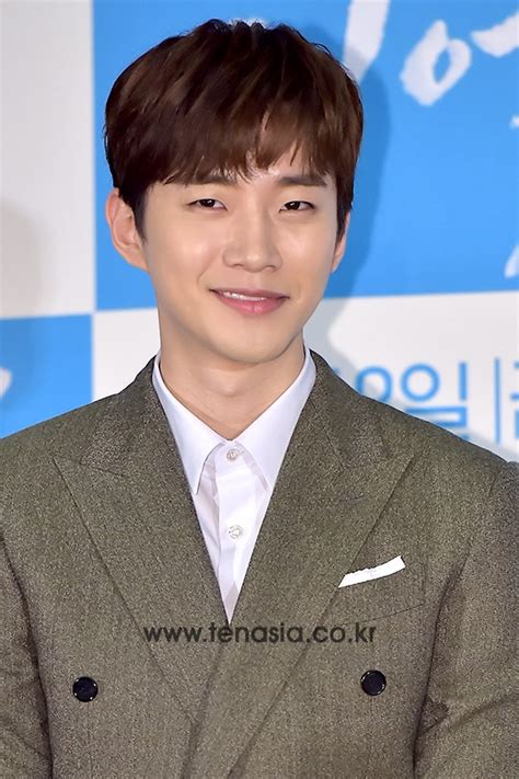 Ten Photo 2pm 이준호 여심 공략하러 온 카리스마 훈남기억 텐아시아