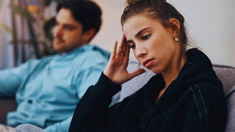 The Warning Sign Of An Affair You Should Never Ignore Guy Winch