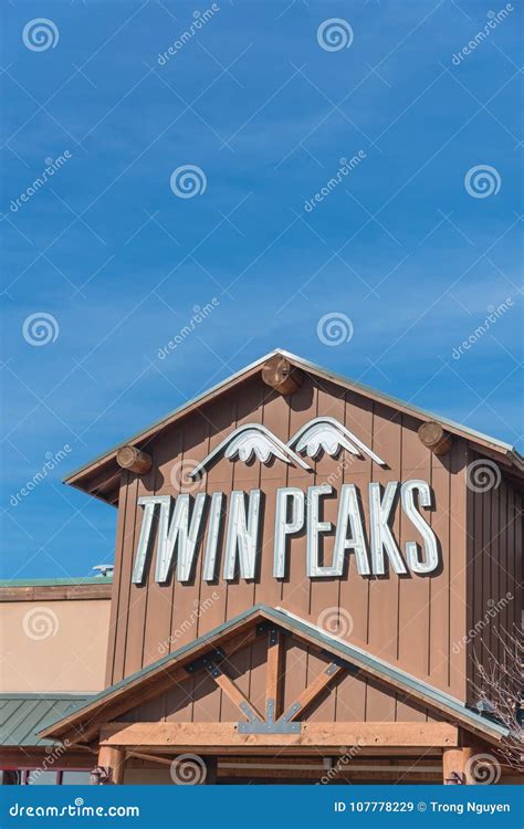 Exterior View Of Twin Peaks Dallas Based Breastaurant Sport Bar