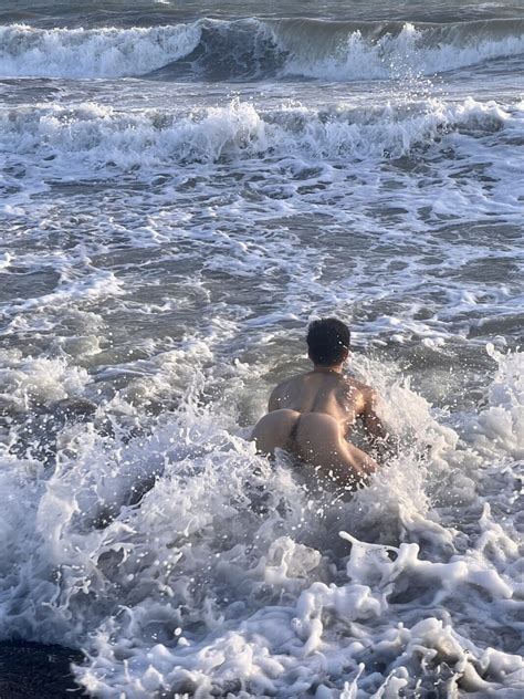 Model Of The Day Self Exciting Daily Squirt