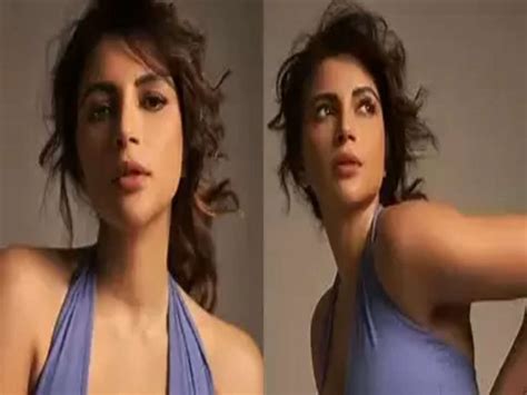 Shama Sikander Says A Superstar Improvised Scene To Hug Her I Felt