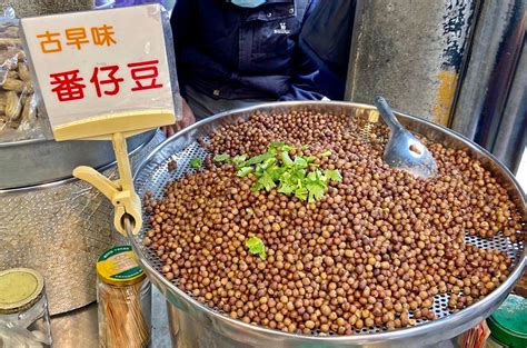 偽豐原人回鄉剪髮吃洪記蚵仔煎番仔豆 知秋 inger