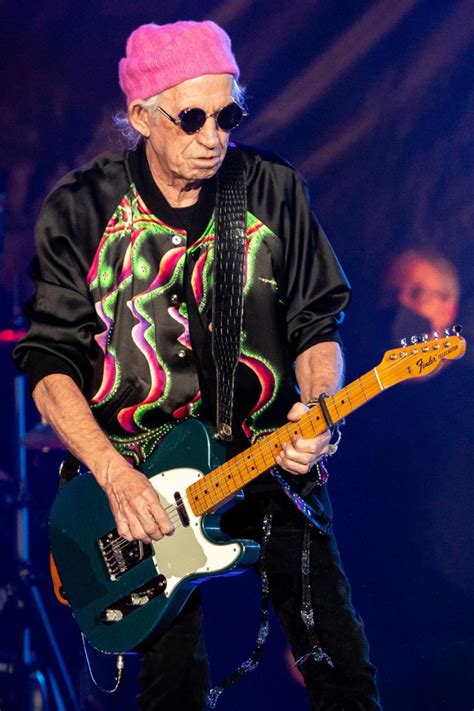 20 Of The Most Iconic Guitar Solos Of All Time