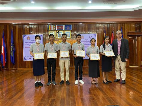 វិទ្យាល័យព្រះសហគមន៍មួយលើកទឹកចិត្តយុវជនឲ្យយកចិត្តទុកដាក់លើជំនាញបច្ចេកទេស