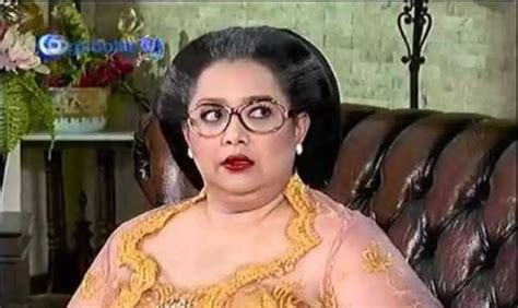 Ingat Pemeran Kanjeng Mami Di Awas Ada Sule Begini Aktivitasnya Kini