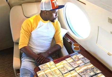 Floyd Mayweather Flaunts Enormous Check On Instagram But How Much Money