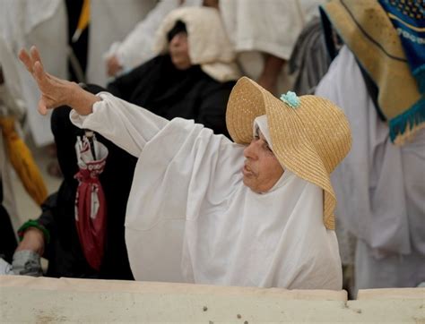 Hajj 2023 Pilgrims Arrive At Jamarat Al Aqaba Arab News
