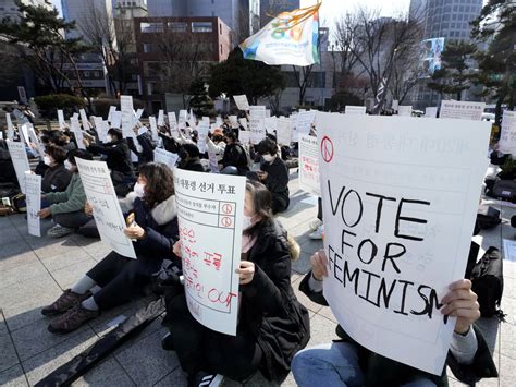 What Its Like To Be A Woman In South Korea Where Anti Feminism Is