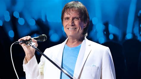 Roberto Carlos se apresenta em Porto Alegre neste sábado 8 confira o