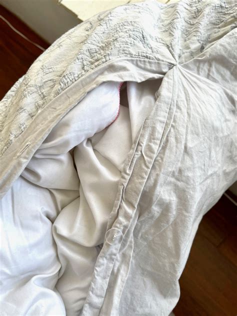 How To Put On A Duvet Cover The Easy Way Houzewize