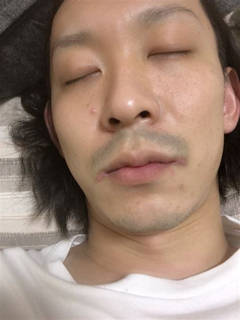 おやすみなさいませ。 Makoto Arai