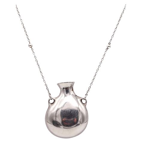 Tiffany And Co 1978 By Elsa Peretti Freeform Open Bottle Necklace In