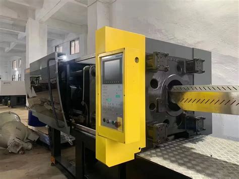 Ma200ton Borche Used Vertical Plastic Chair Injection Molding Machines Pvc Plastic Injection