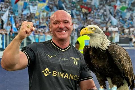 La Lazio Desaloja A Juan Bernabé El Cetrero Que Se Atrincheró Tras Ser