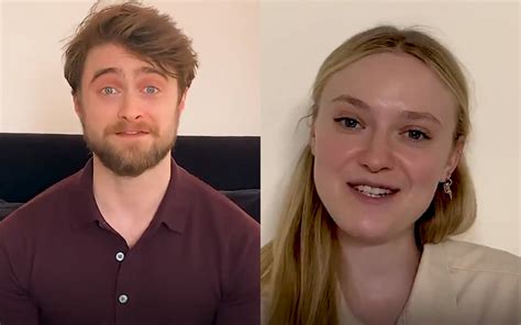 Daniel Radcliffe Dakota Fanning E Outras Estrelas Farão Leitura Do