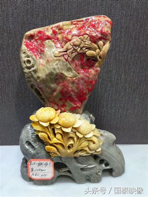 收藏者說只要的雞血石頭一搶打掉值不值個五萬塊錢喜歡的來談談啊 每日頭條