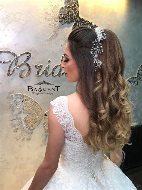 Taçlı Gelin Gelin Saç Modelleri Perçem Modelleri