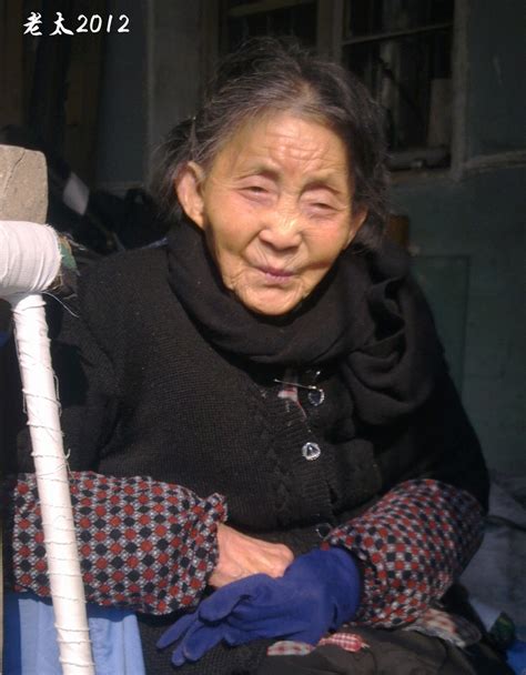 【手机拍老太摄影图片】安徽安庆市纪实摄影刘工太平洋电脑网摄影部落