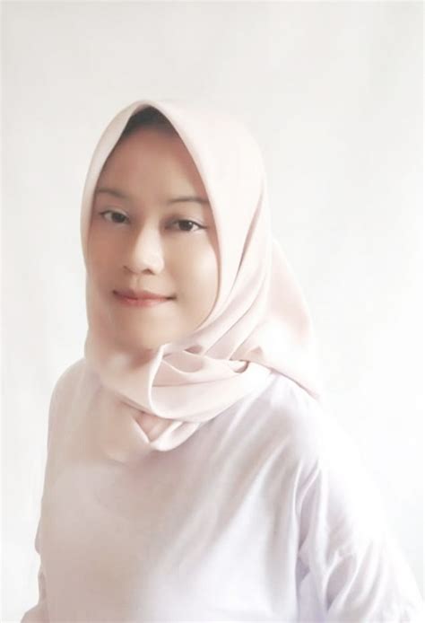 Audya Amalia Ellipse Art Projects