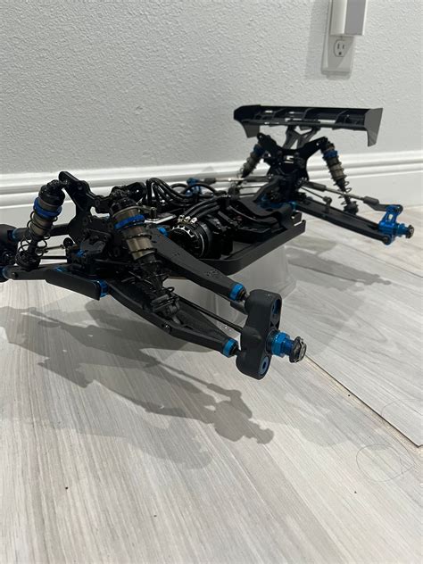 NEW RC8 T4e Built With Extras ARTR Or Slider Jconcepts Hobbywing Savox R C Tech Forums