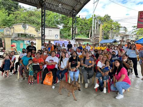 Globe Afi Virlanie Laud First Batch Of Graduates From The Hapag Movements Livelihood Training